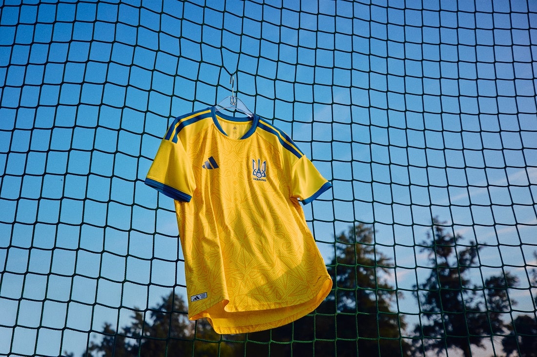 Adidas представил новую домашнюю форму сборной Украины по футболу ...